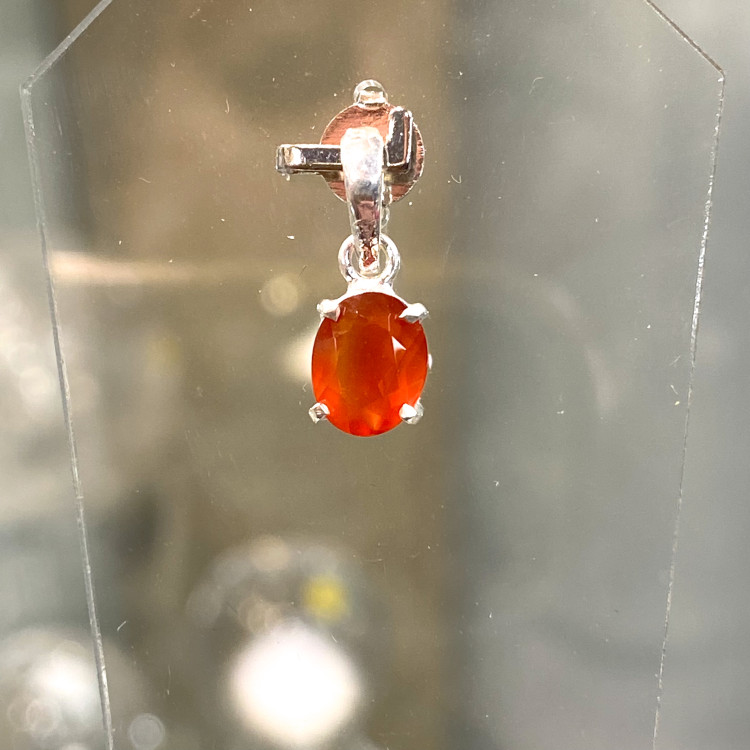 PENDENTIF OPALE DE FEU ROUGE PETIT MODELE